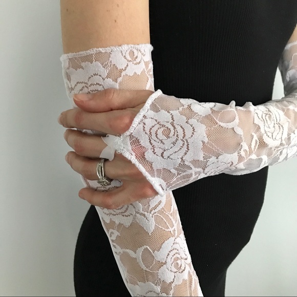 Handmade | Accessories | Lace Gloves With Finger Loops Black White ...